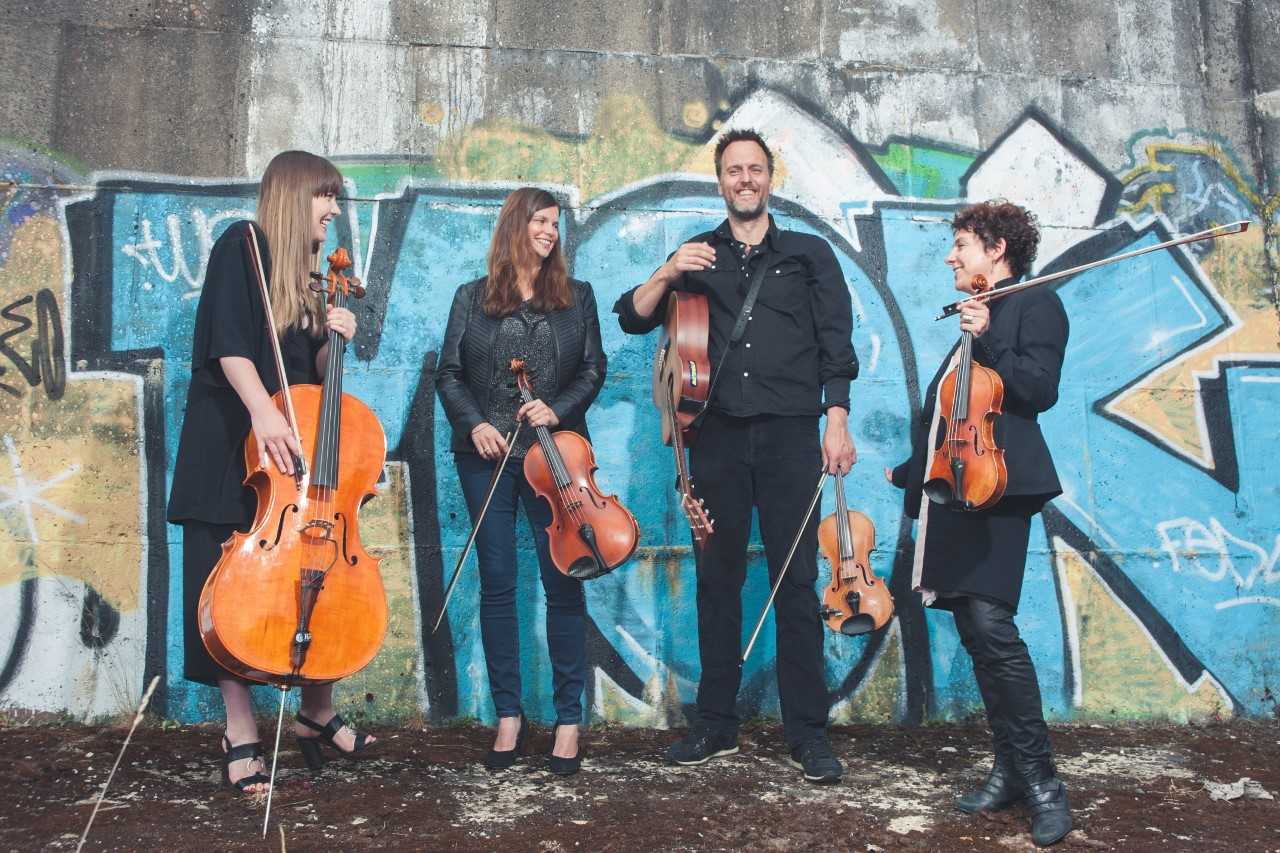 Folk stars ‘on tour’ | What's What Magazine