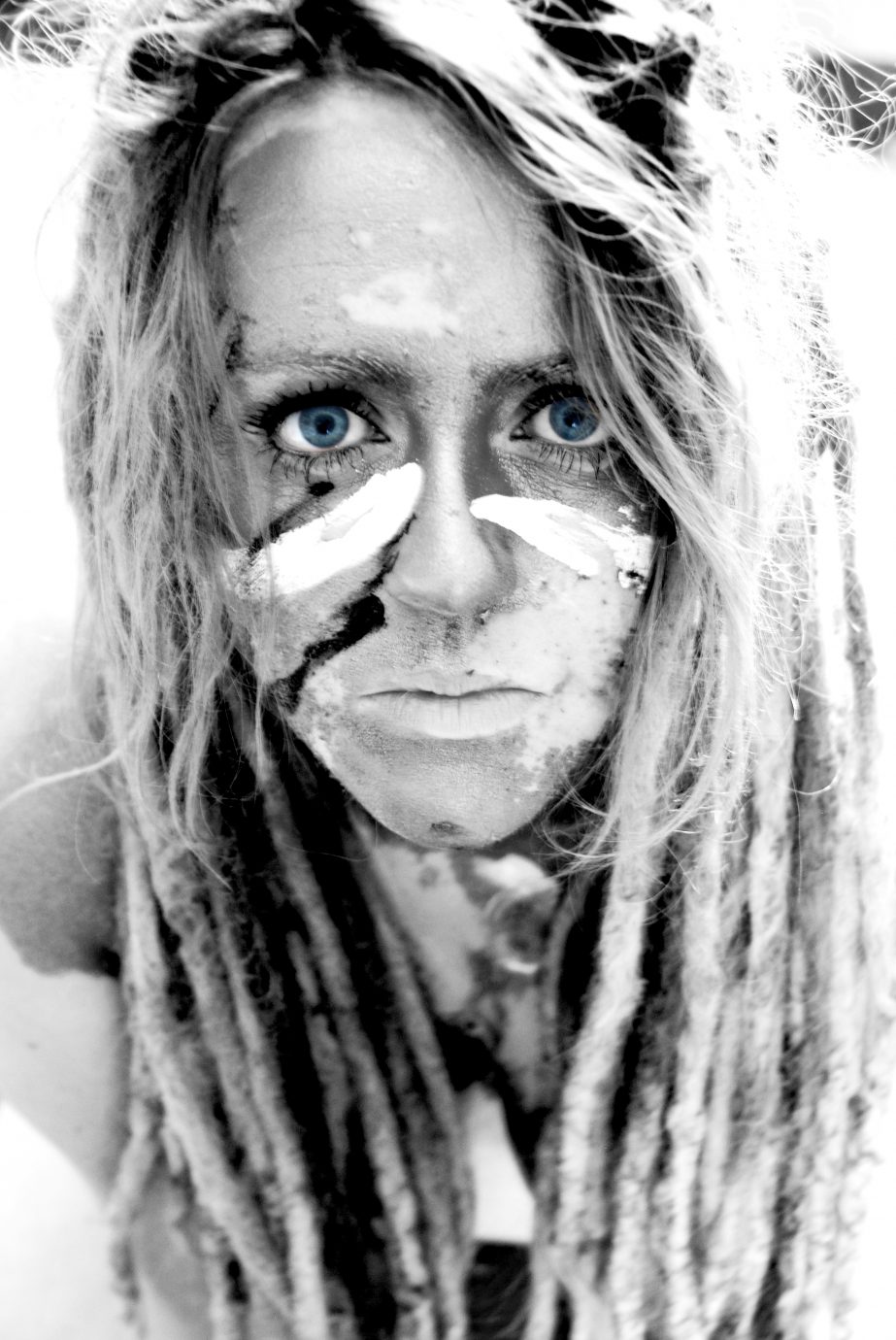 Free tunes from Beth | What's What Magazine